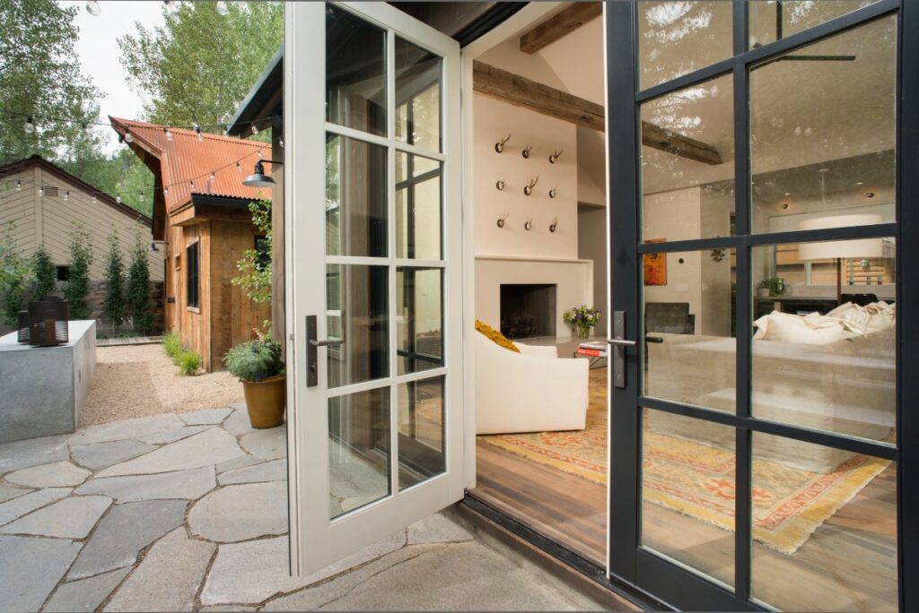 How to Choose the Perfect Hardware for French Doors