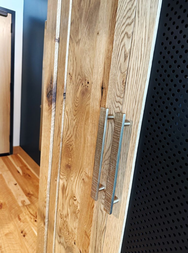 Edge Bar Cabinet Pull ck134 | Rocky Mountain Hardware